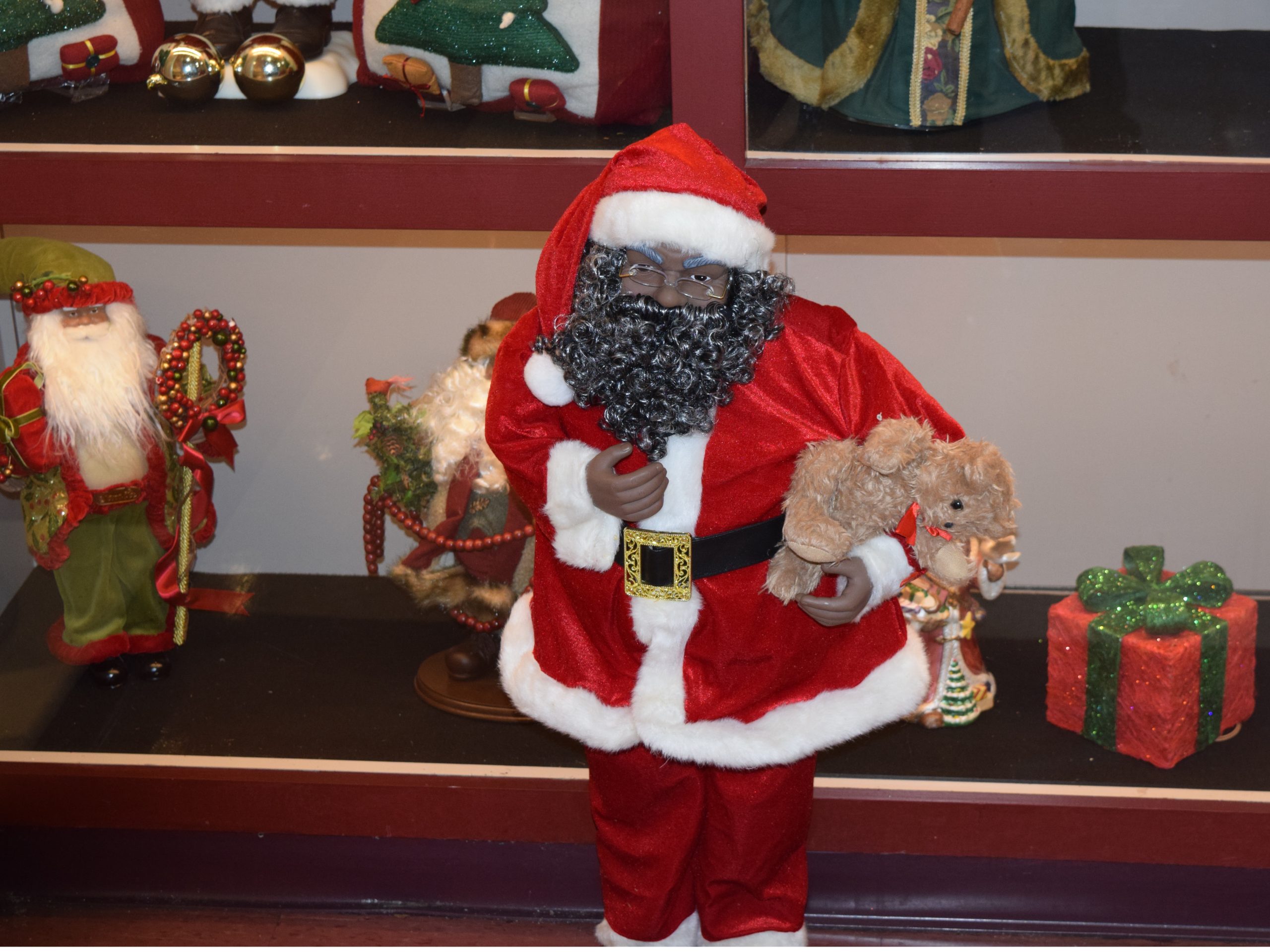 Black Santa Exhibition Brings Holiday Joy to KC - The Community Voice